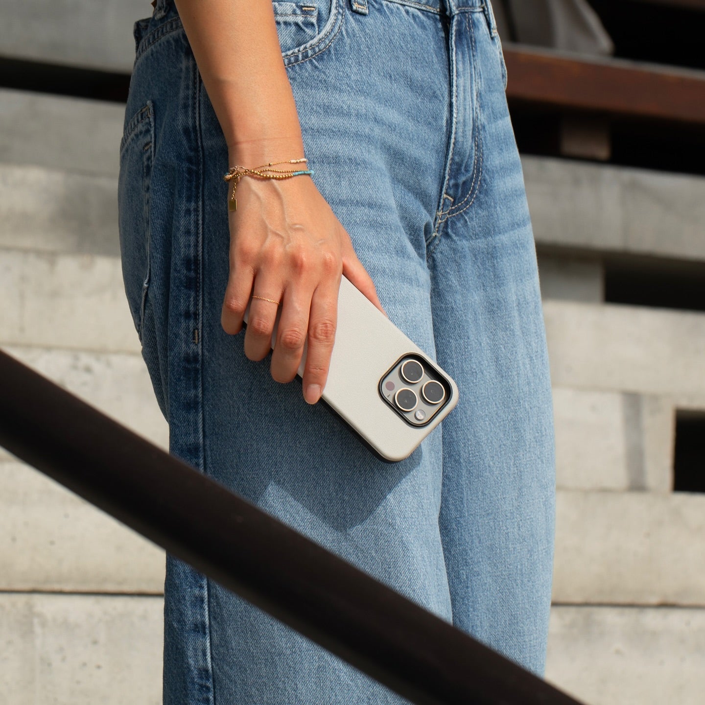 Native Union iPhone Cases & Slings – FEVERGUY