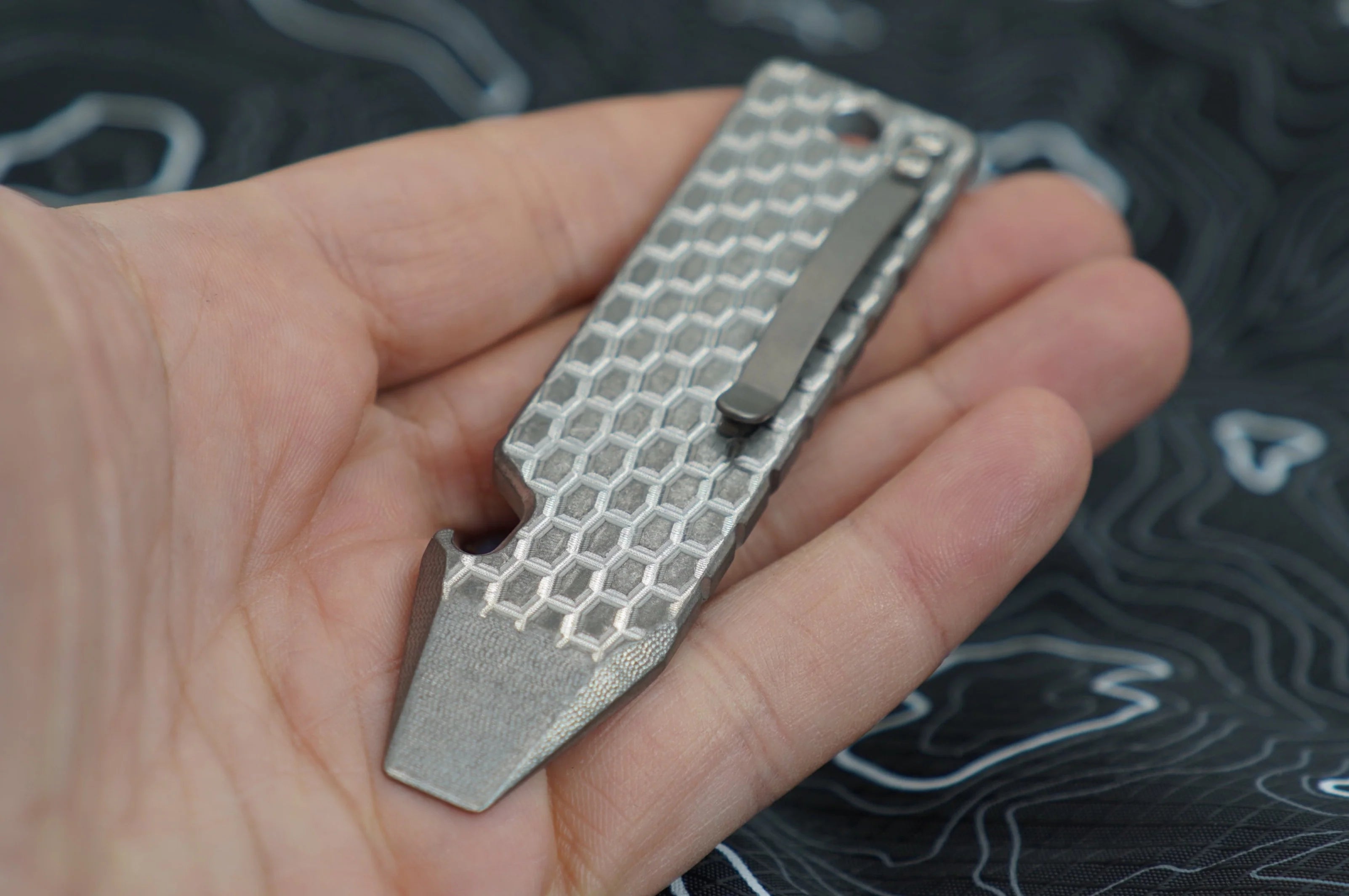 PryX Tactical Gentleman's Titanium Multi - Tool - FEVERGUY